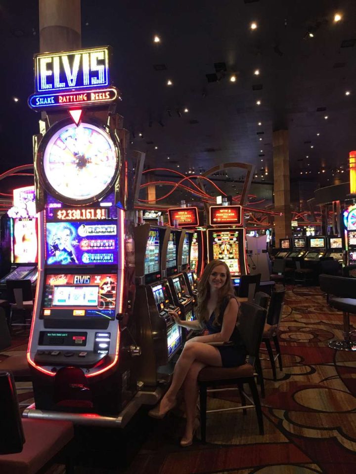 16 Wonderful Things to Do in Vegas During the Day