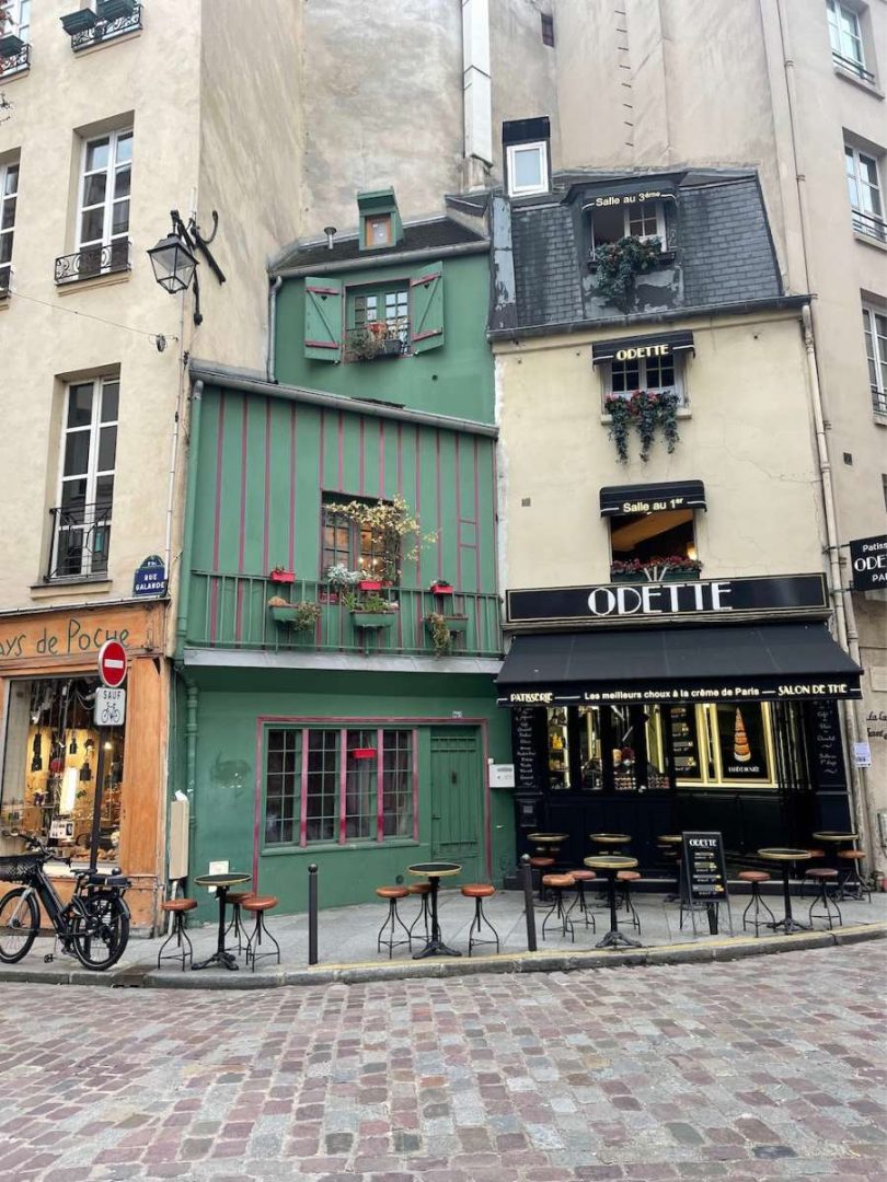 38 Paris Instagram Spots to Get the Perfect Parisian Photos – No Hurry ...