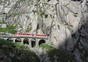 Autumn in Switzerland: A Guide to the Best Places to See Fall Foliage ...