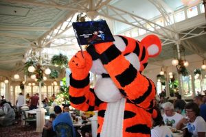 The Best Character Breakfast in Disney World: Ultimate Guide for 2025 ...